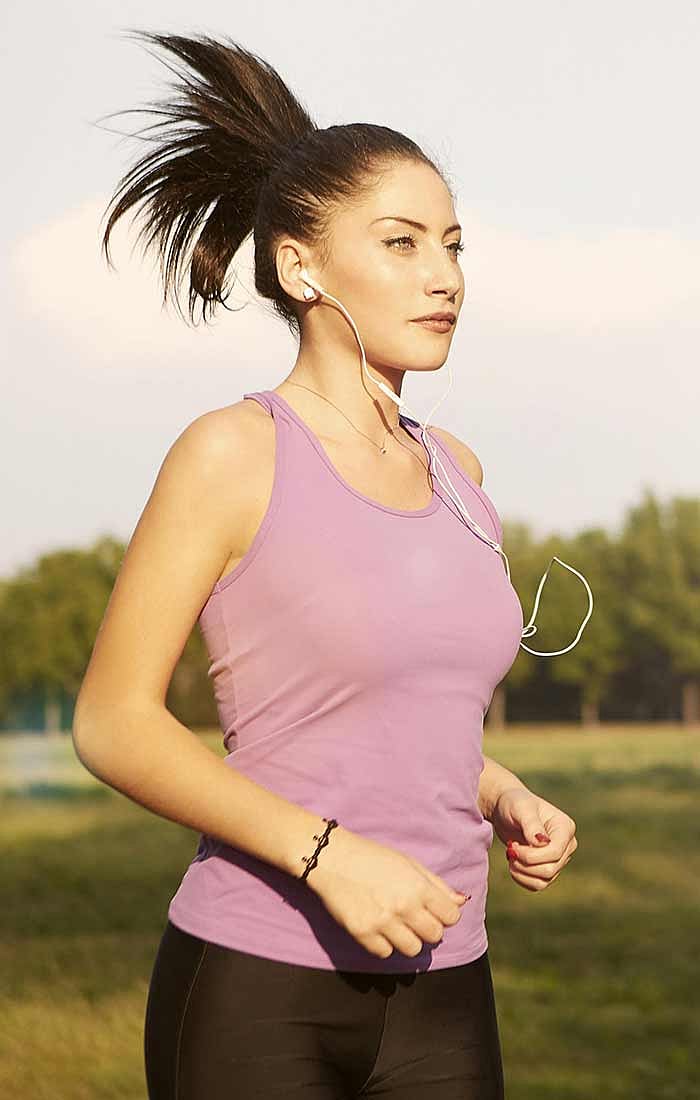 Why jogging in the winter can boost your health