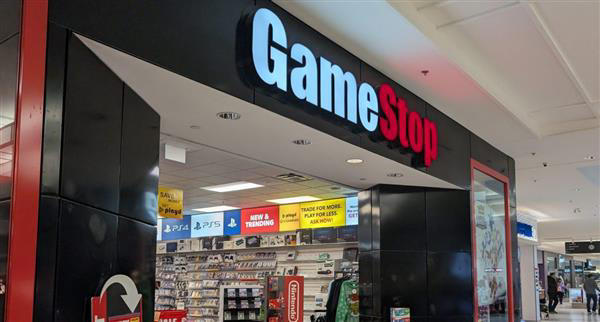 GameStop to sell its Canadian stores