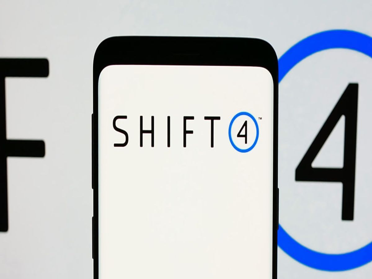 Shift4 Payments Stock Sinks On $2.5B Deal To Buy Global Blue, But Retail Bulls Aren't Fading