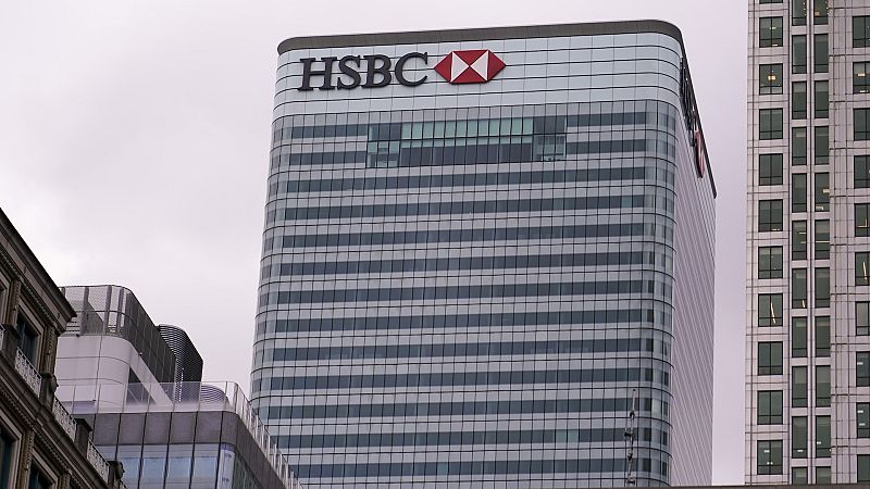 HSBC announces €1.9bn share buyback as annual profit jumps