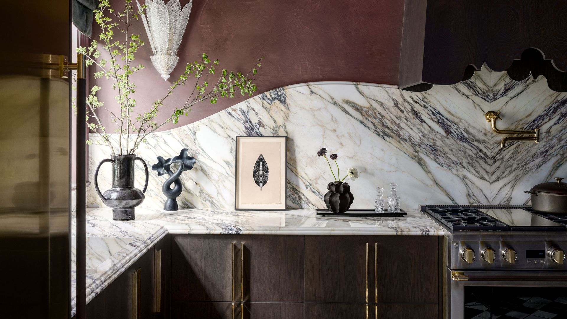 Bookmatching Marble Is the Technique That All Designers Swear By For Elevated Kitchens