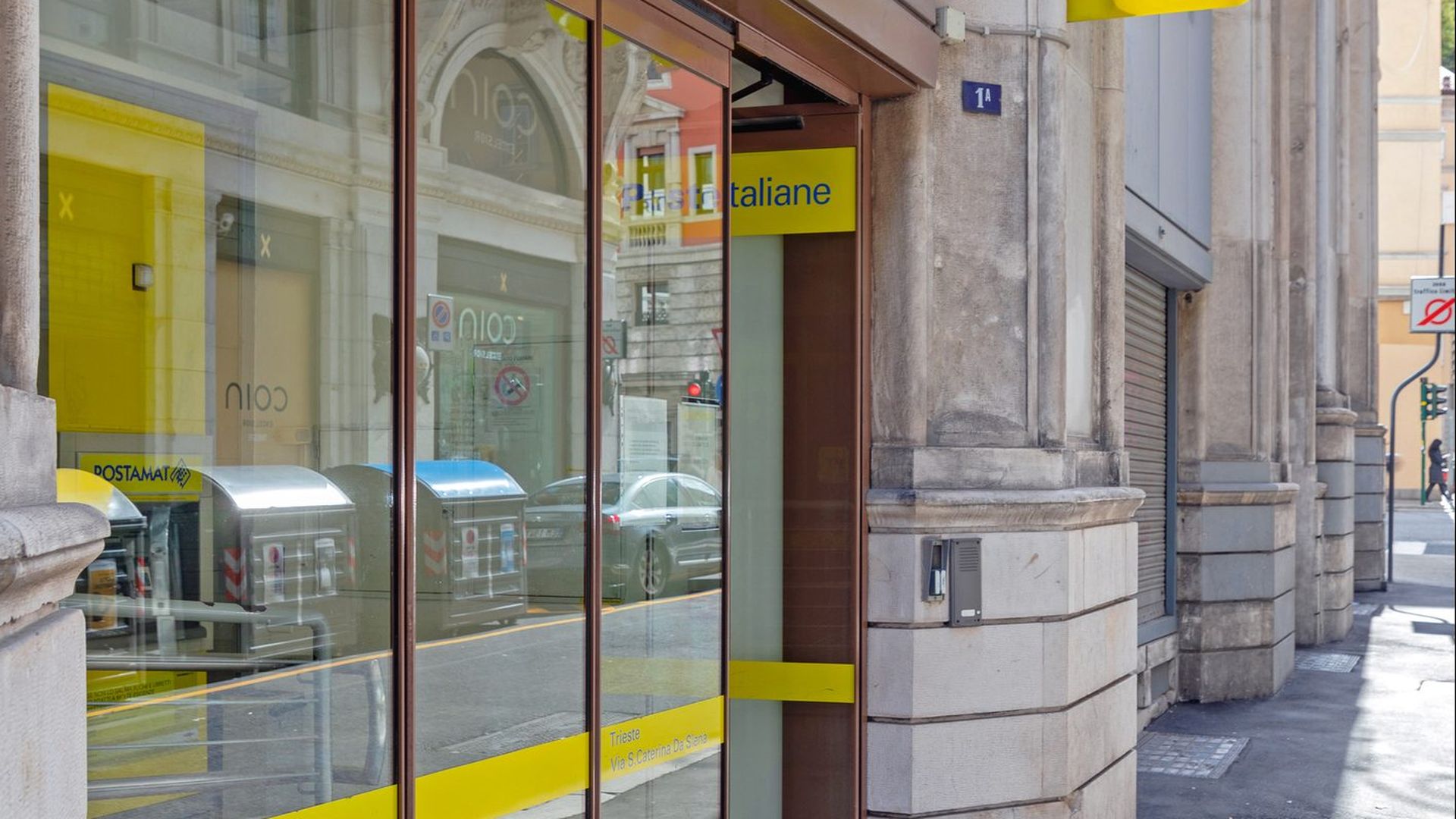 Poste Italiane assume: candidature entro il 9 marzo