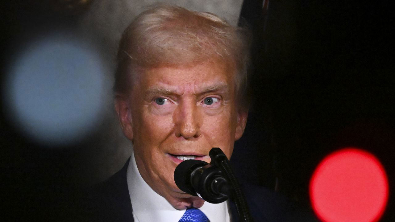 Trump faces growing Republican revolt on Capitol Hill over Trump faces growing Republican revolt on Capitol Hill over