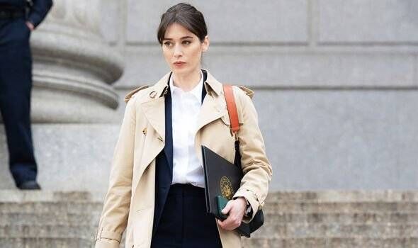 Robert De Niro likens first-ever major TV role to 'swimming the English ...