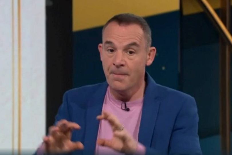 Martin Lewis issues 'perverse warning' to anyone with car insurance