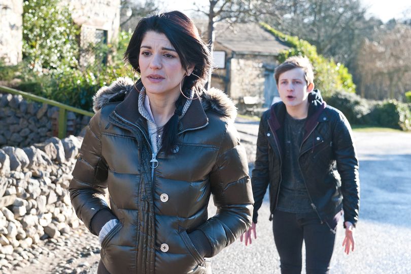 ITV Emmerdale legend 'to return' after 10 years as heartbreaking death ...