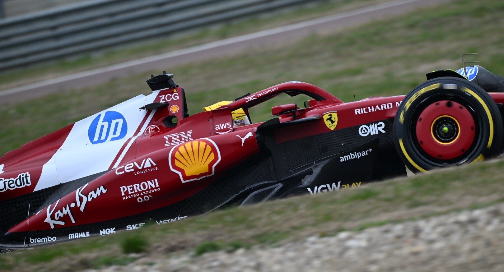 F1, ecco la Ferrari SF-25: shakedown a Fiorano dopo lo show di Londra