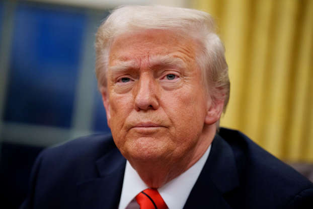 Una encuesta revela que los estadounidenses ven más a Trump como un ... Una encuesta revela que los estadounidenses ven más a Trump como un ...
