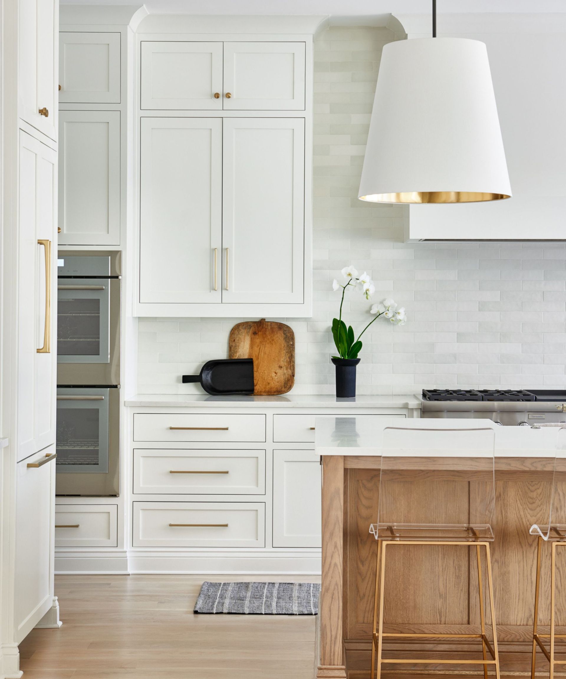 7 kitchen flooring trends you'll be seeing everywhere in 2025, say ...