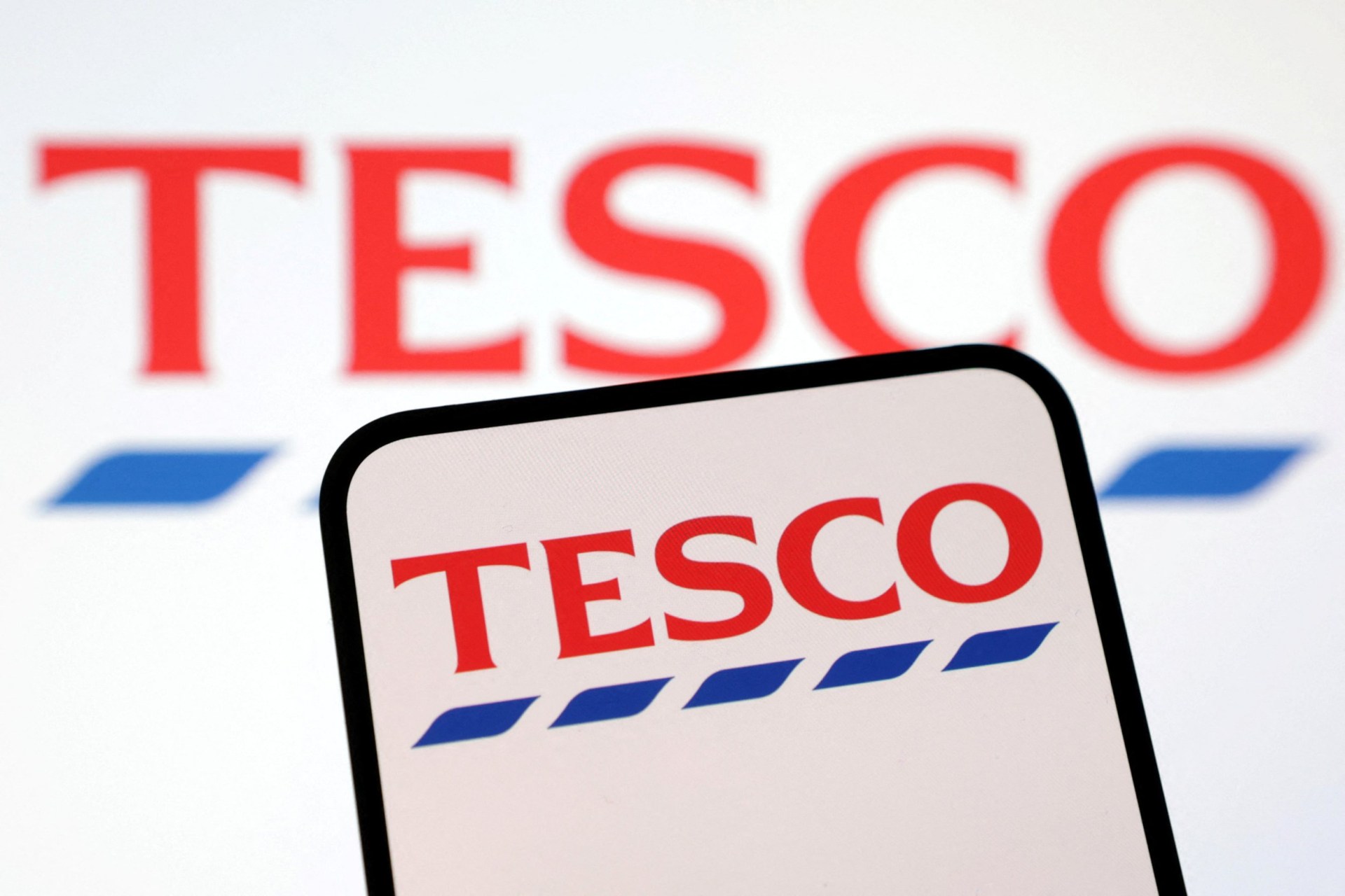 Tesco app and website glitch leaves customers unable to complete their ...