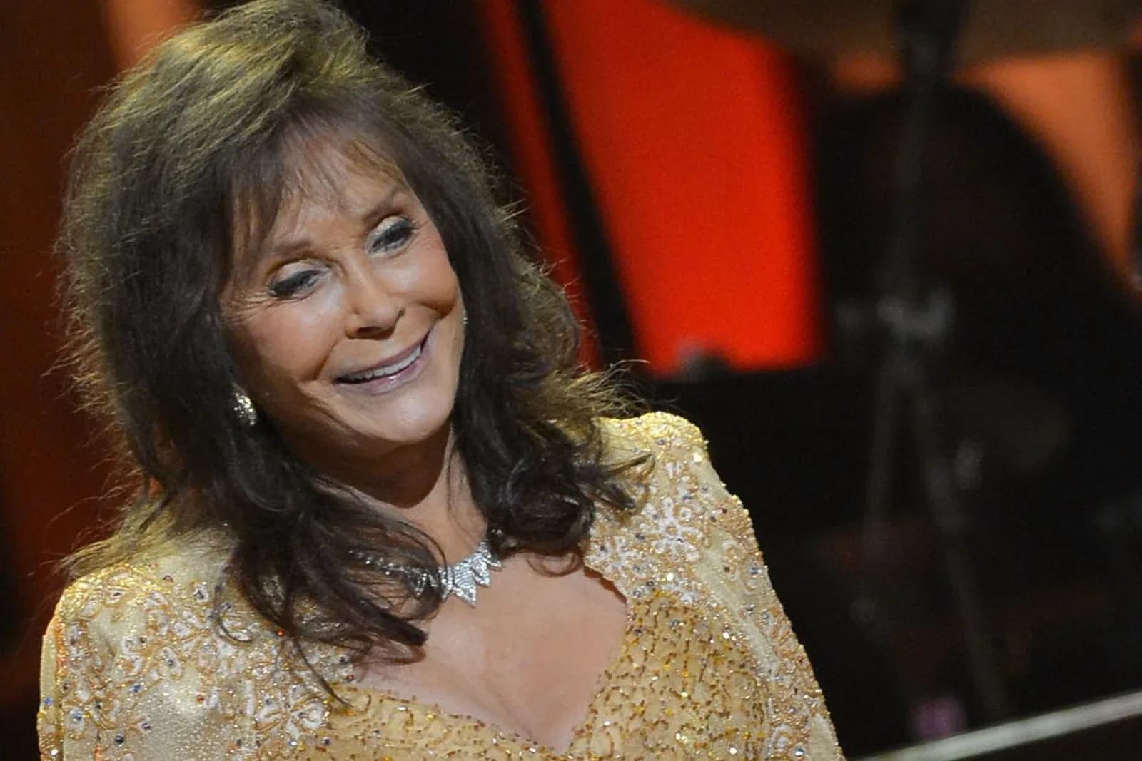 Loretta Lynn’s Life Story Is Being Turned Into a Musical