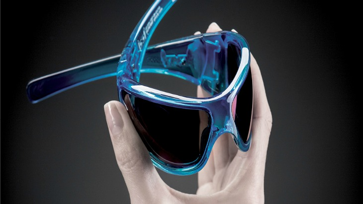 24 Items That Were Advertised as “Indestructible” and Were Anything But