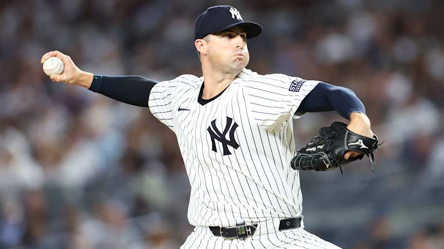 3 Yankees players from last year's team who will be missed, 2 who won't