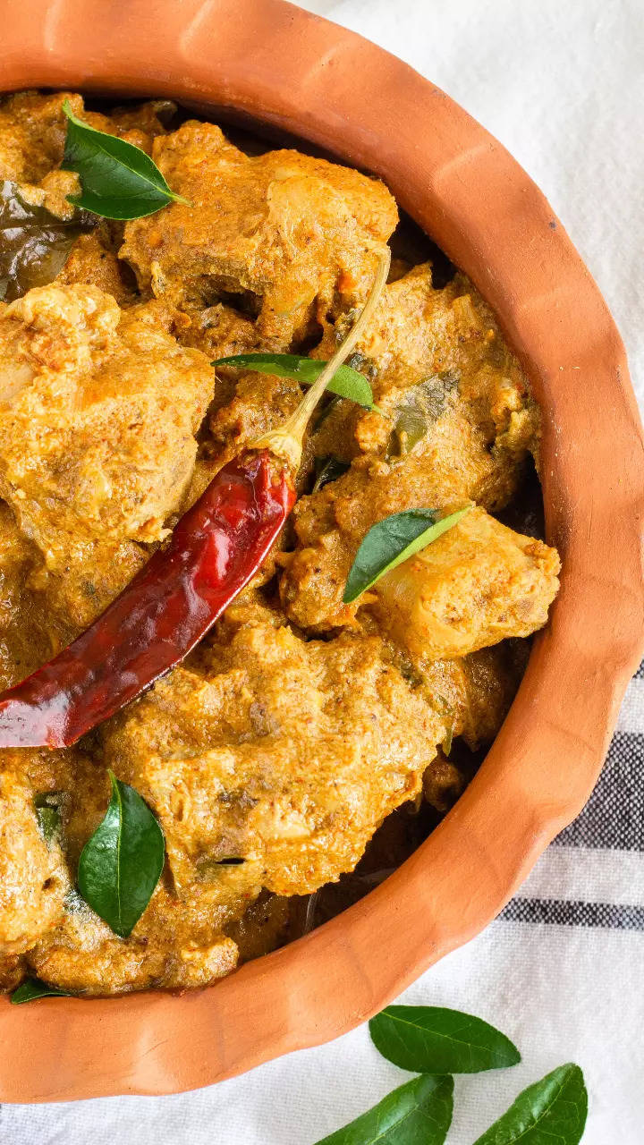 How to make Dhaba-style Champaran Chicken Handi at home