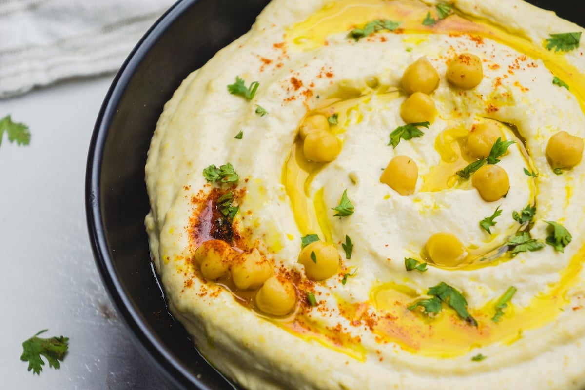 Homemade Hummus with Canned Chickpeas
