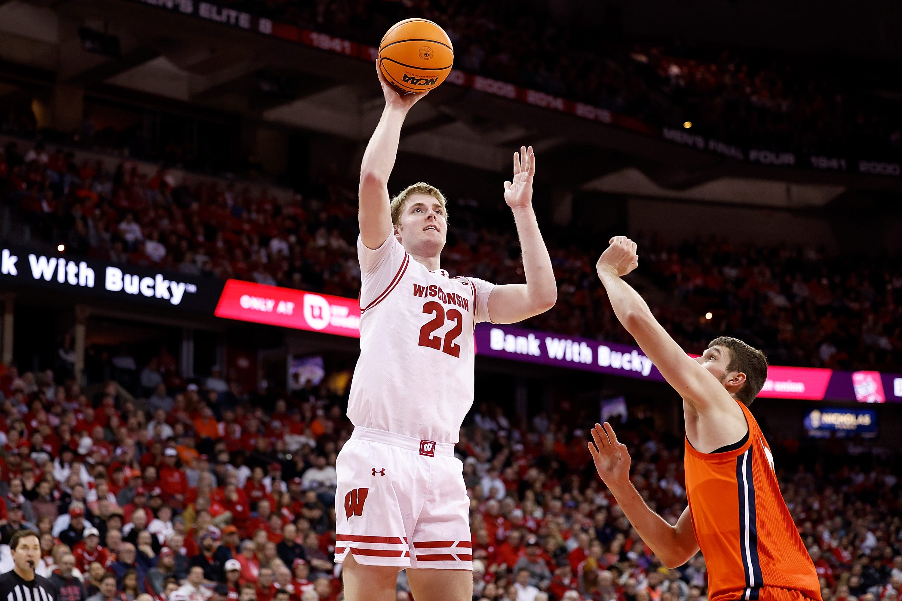 Wisconsin head coach Greg Gard praises Steven Crowl following Badgers ...