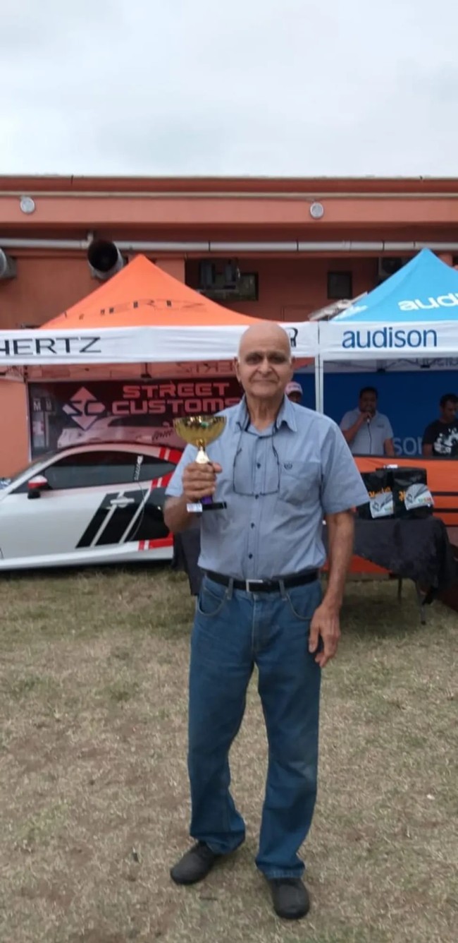 Durban racing pioneer Manu Khan dies at 81