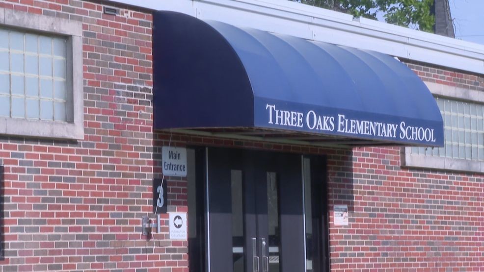 Former Three Oaks Elementary to become apartments