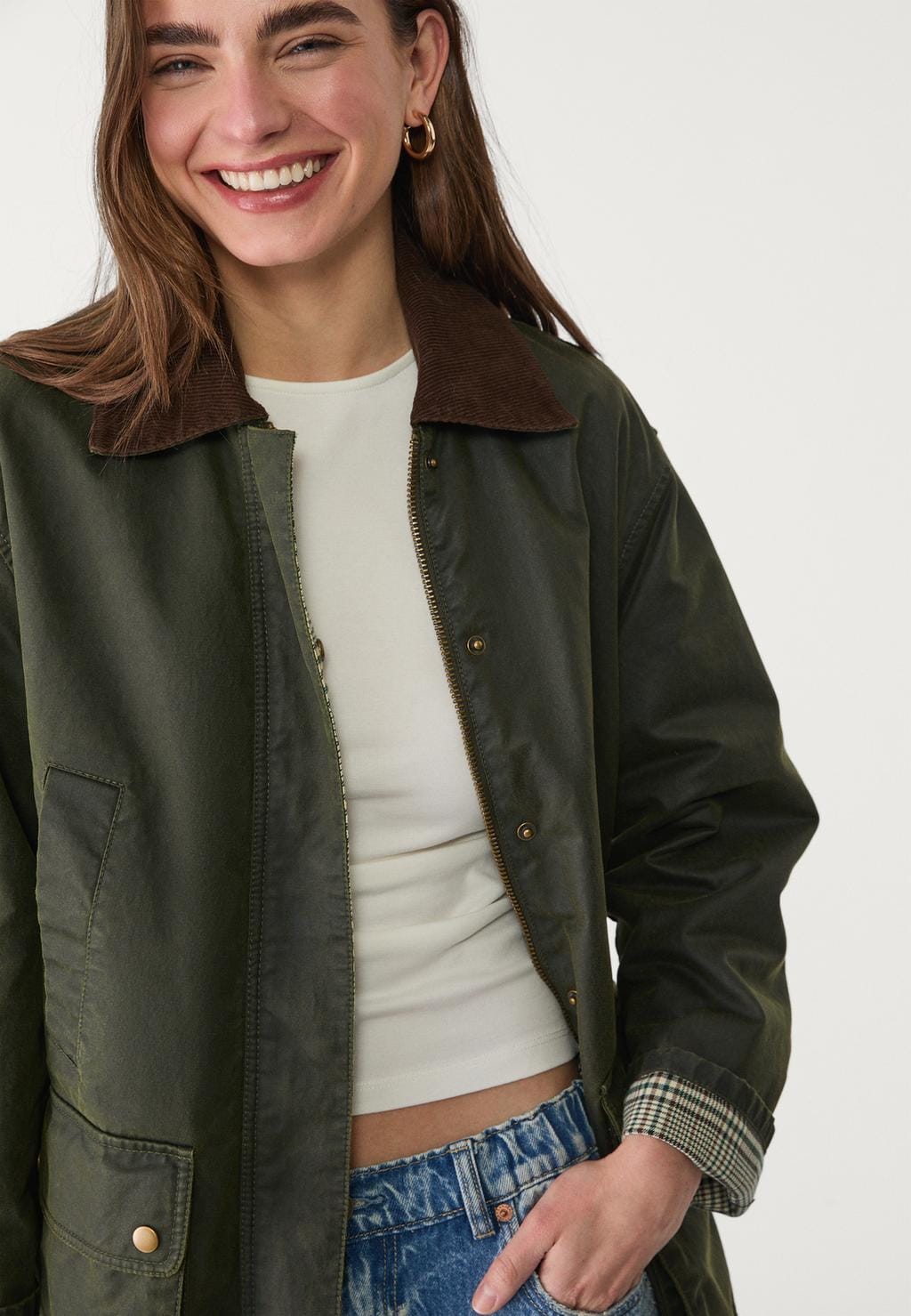 É um dos casacos mais populares no mundo e custa menos de 70 euros