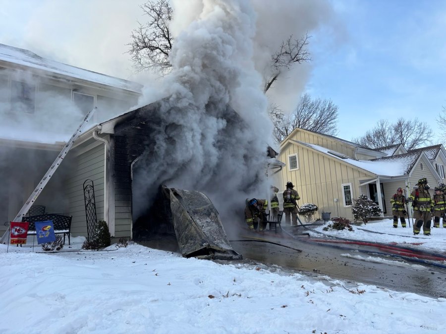 Fires destroy homes, leave pets dead in Overland Park and Olathe