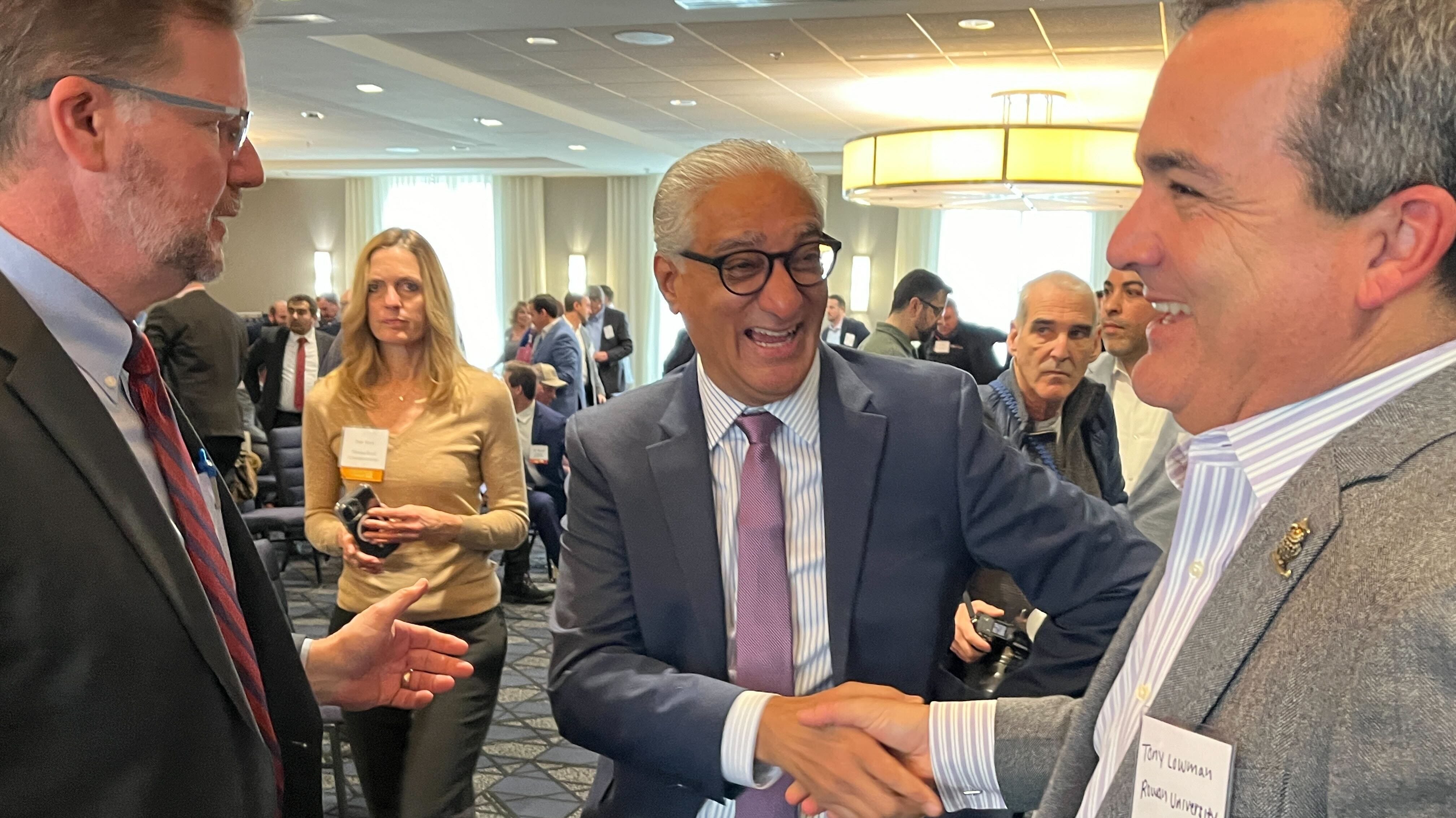 NJ Transit head pushes importance of Glassboro-Camden Line at Rowan