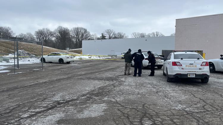 Suspect arrested in fatal shooting of man found dead in car on ...