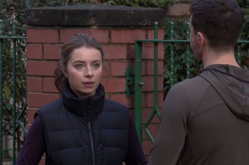 Coronation Street fans 'rumble' real father of Daisy's baby after new clue