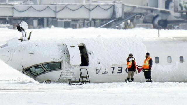 Dad of 8 shares the text he sent his family after the Delta plane crash ...