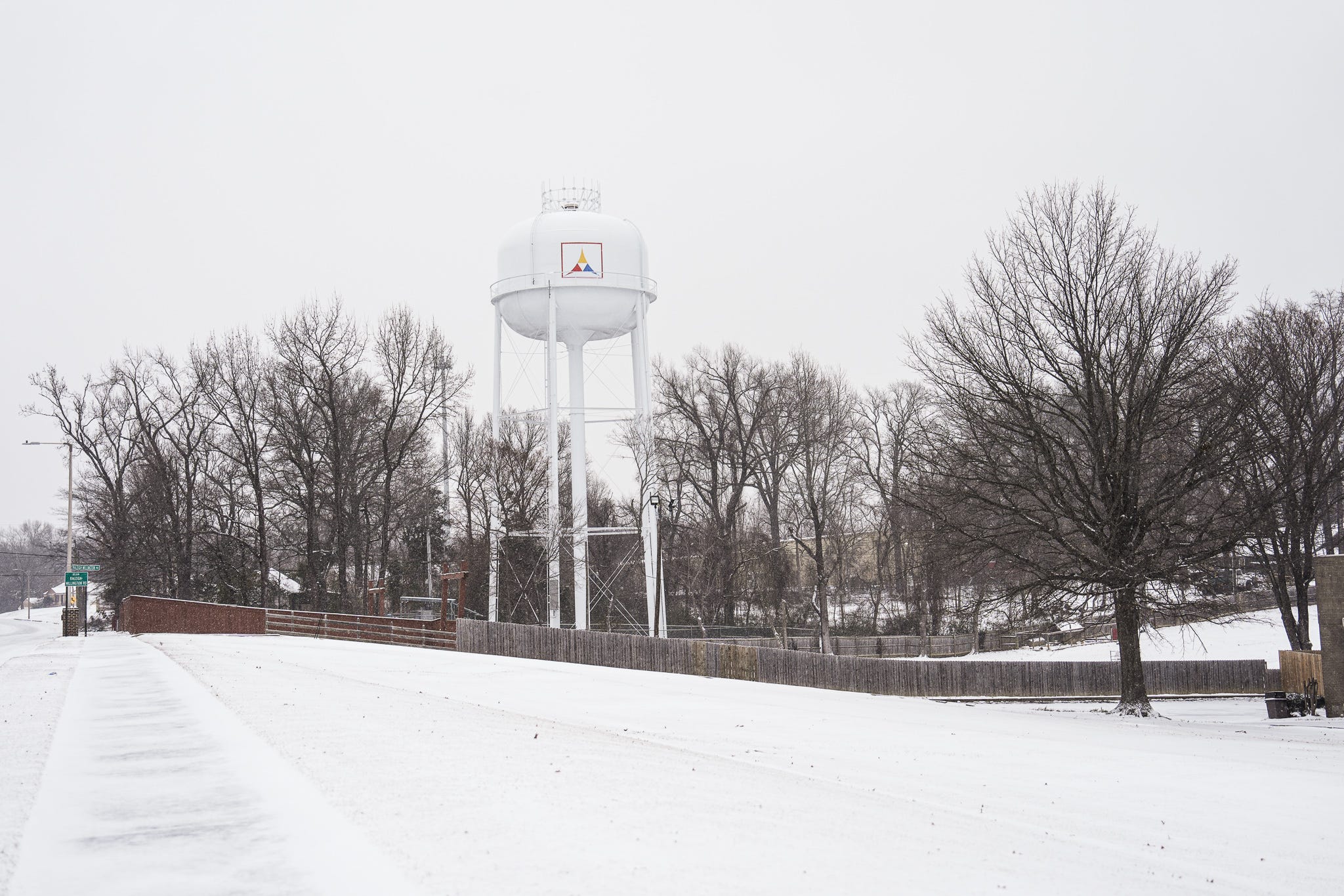 Memphis road conditions remain hazardous after winter storm. Officials ...
