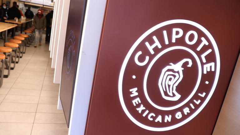 Chipotle CEO allegedly suggests company would keep raising prices and ...
