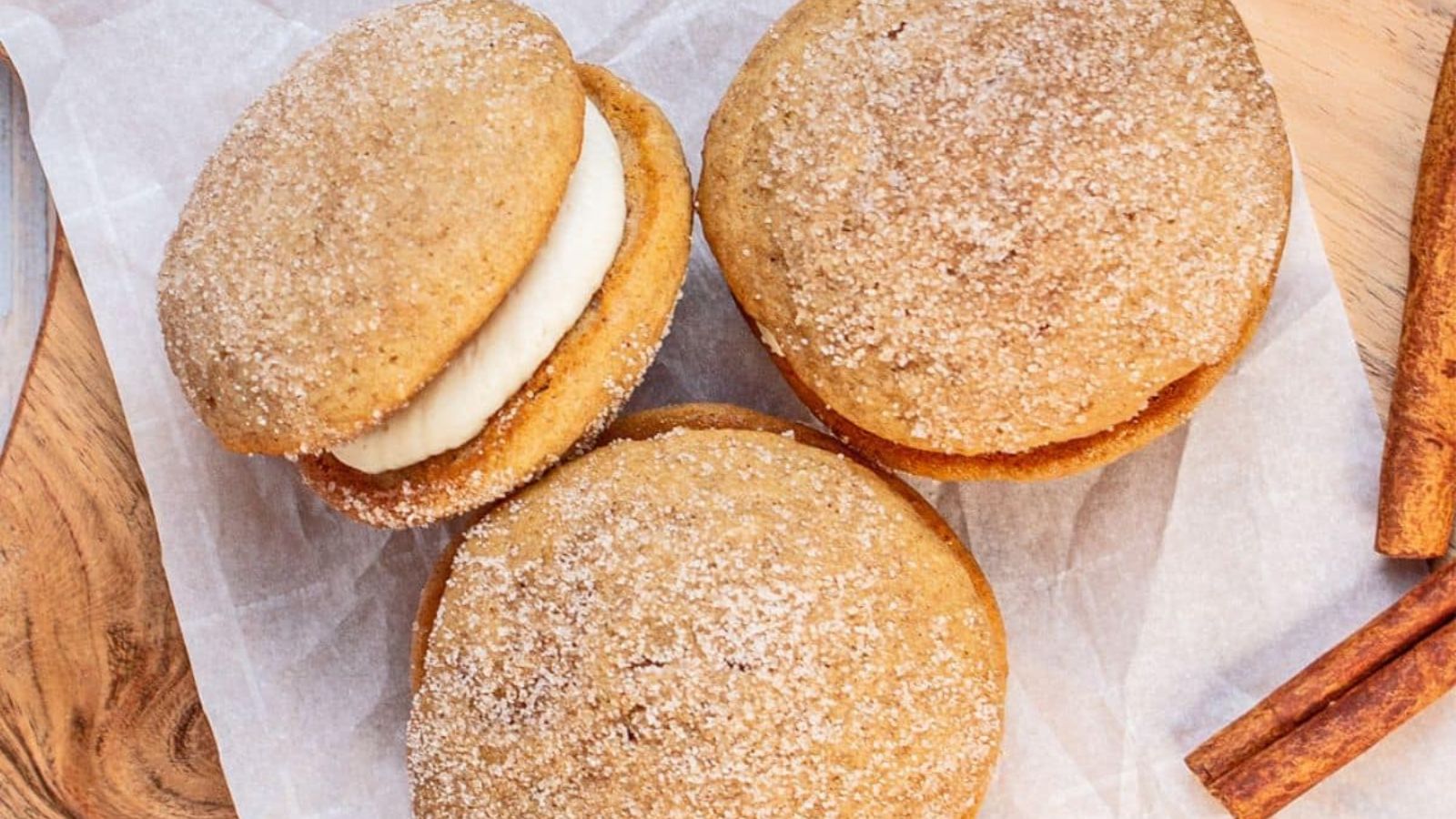 16 whoopie pies so delicious, one is never enough