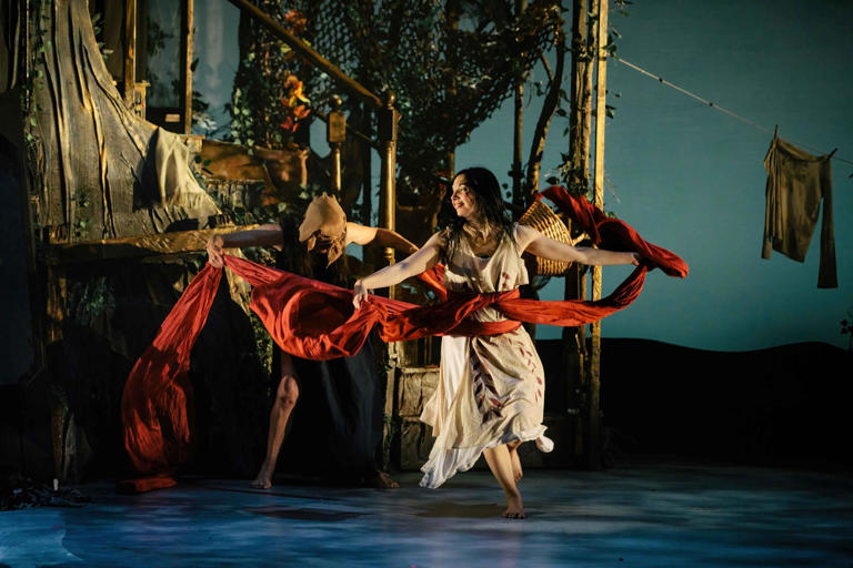 Dance theatre version of Brothers Grimm classic coming to Hull