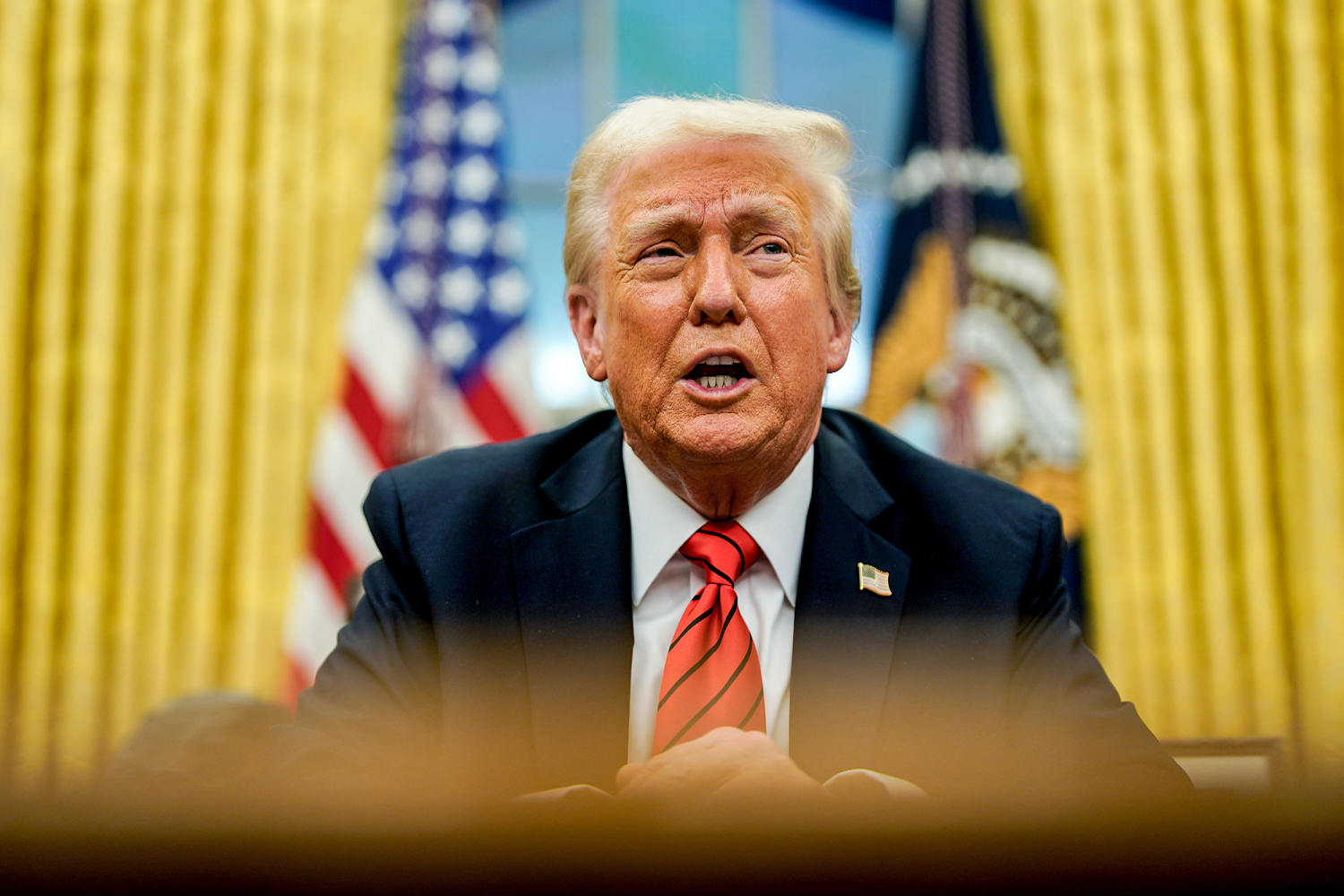 Trump to sign an executive order making English the official U.S. language