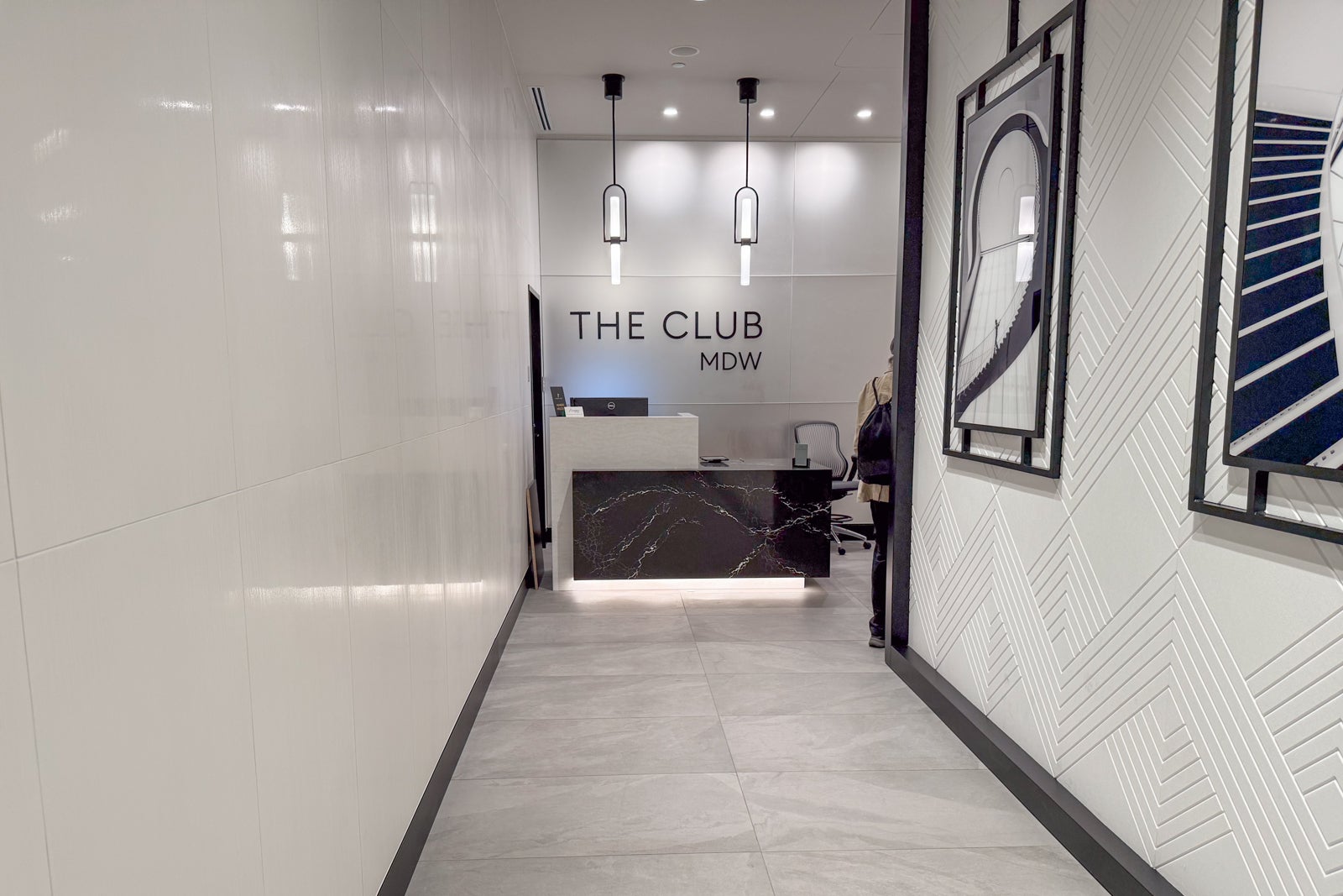 I visited Chicago’s Midway Airport's first-ever lounge: Here’s what it ...