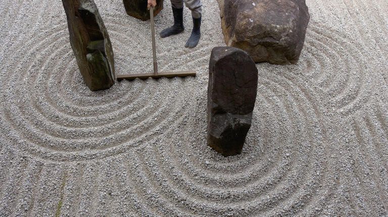 The Best Gravel And Sand To Use To Build Your Zen Garden