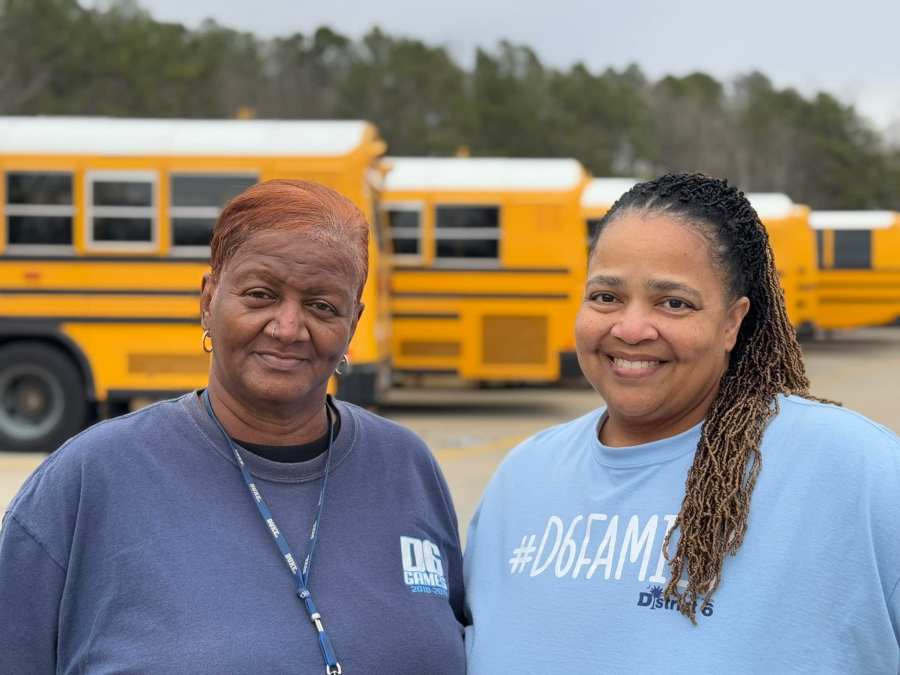 Upstate school bus driver, monitor save children from house fire