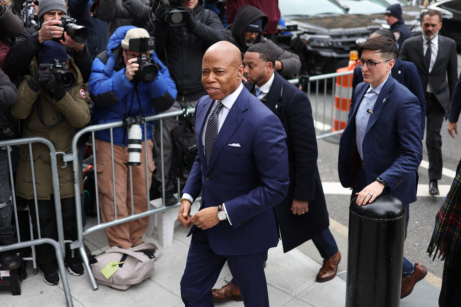 A top DOJ employee makes a case for dismissing Eric Adams' indictment ...