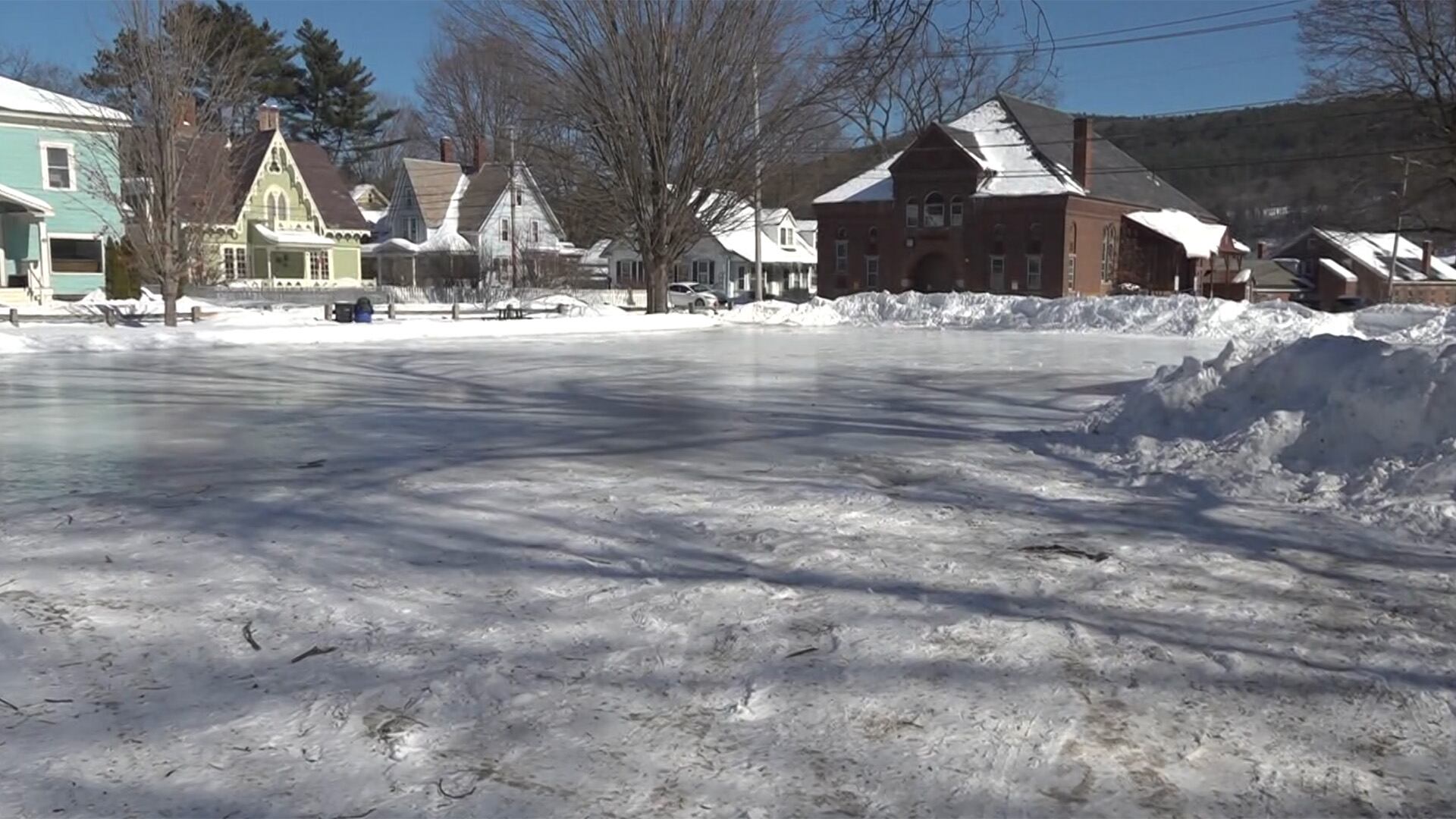 Windsor carries on with ice rink tradition