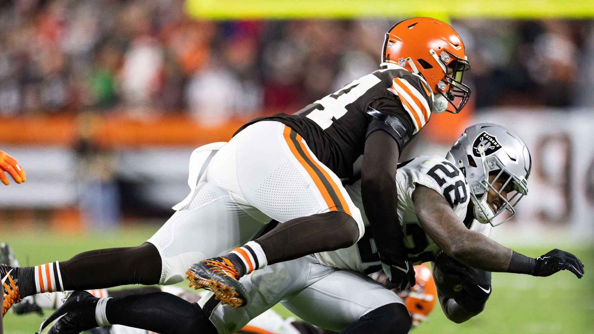 Former Browns linebacker released, hits NFL free agency early