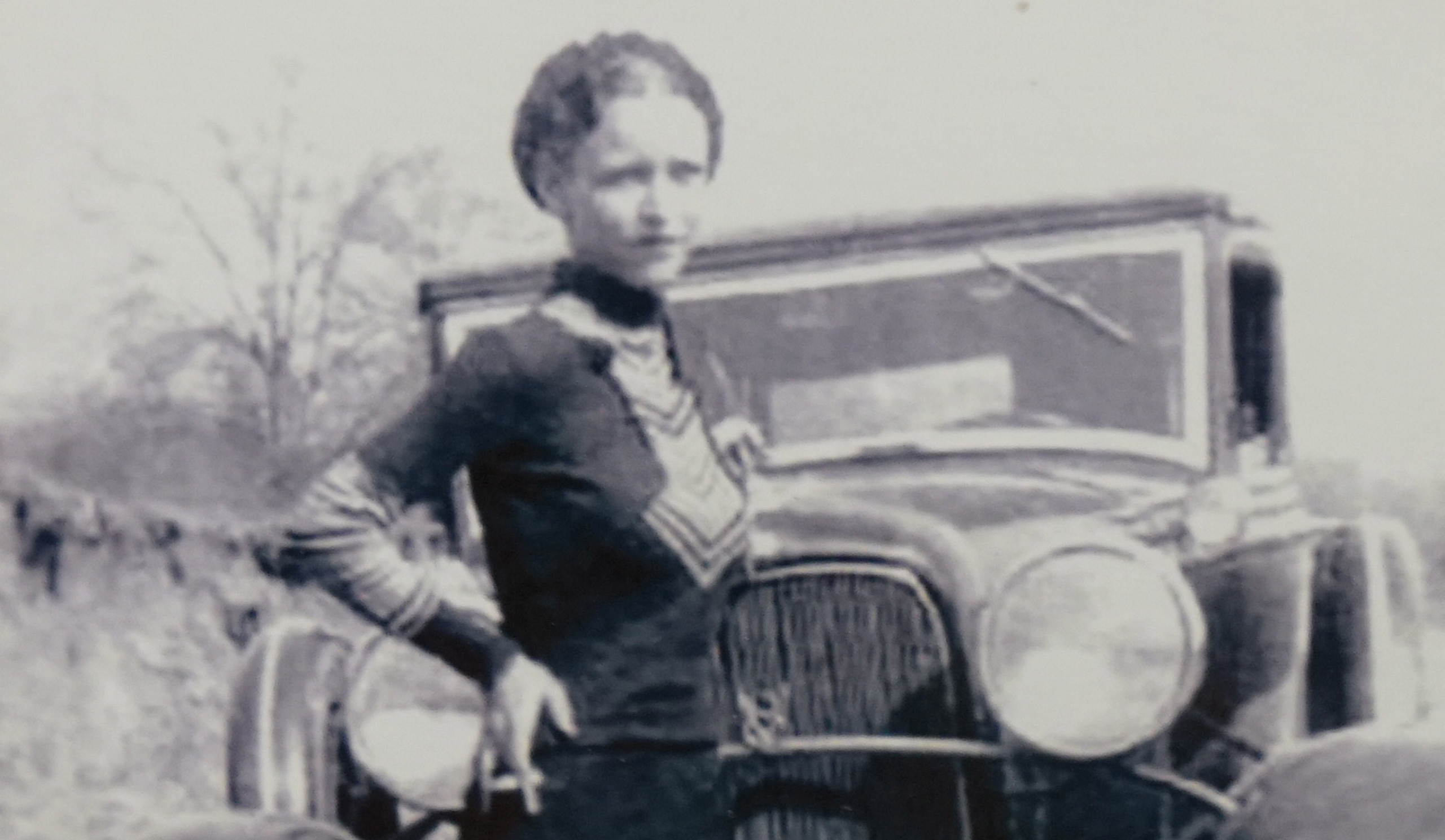 Notorious female gangsters of the underworld