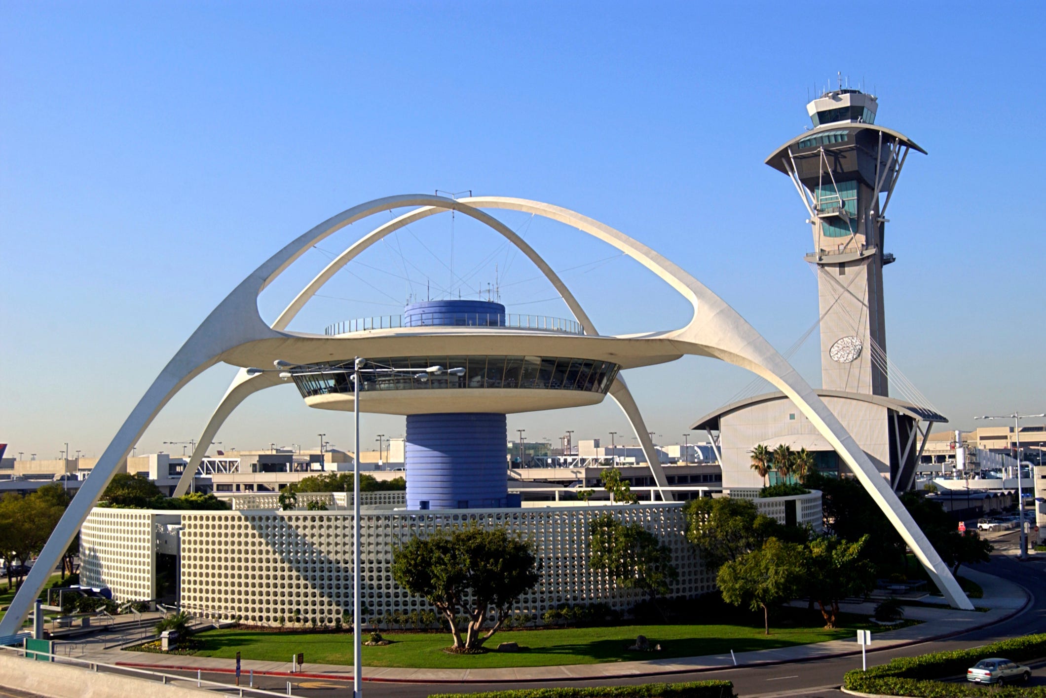 L.A. Council approves $5B in contracts for LAX upgrades