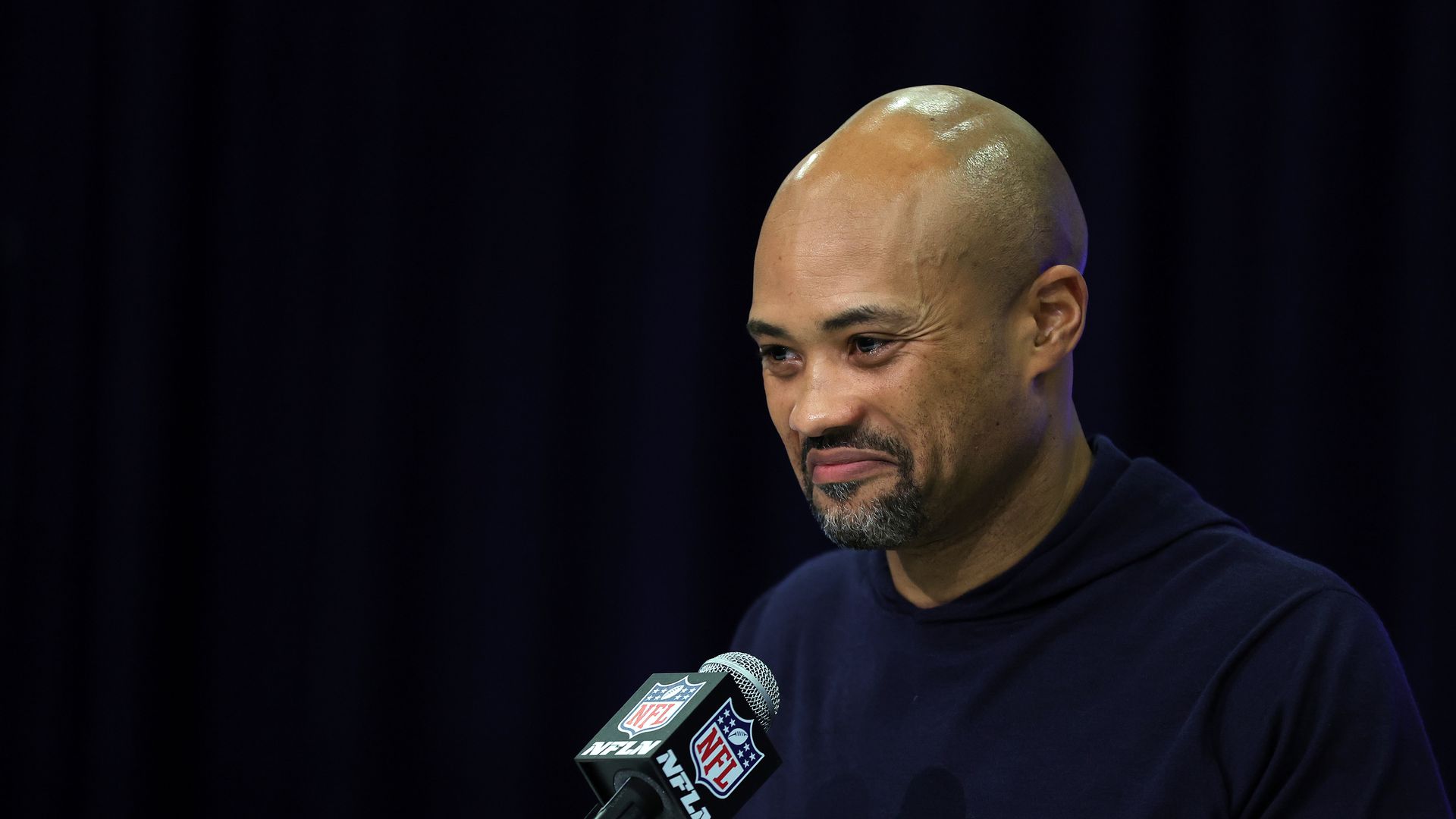 NFL announces 2025 salary cap will fall in the range of $277.5M to $281 ...