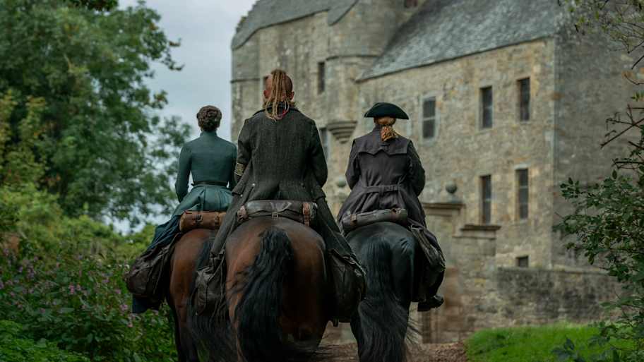 Change in Outlander book storyline means this character will not be in ...