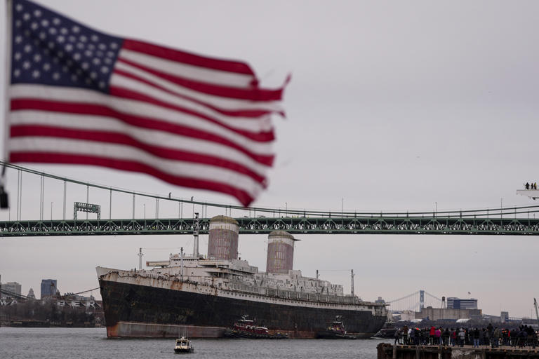 Historic ocean liner departs Philadelphia on voyage to become the world ...