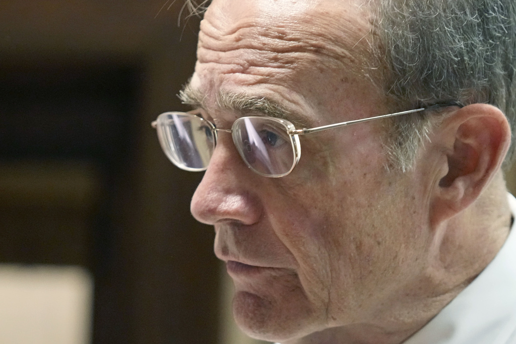 Mississippi lieutenant governor collapses on floor of Senate