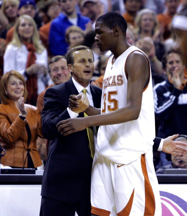 Why Kevin Durant thinks Austin is a ‘basketball city’