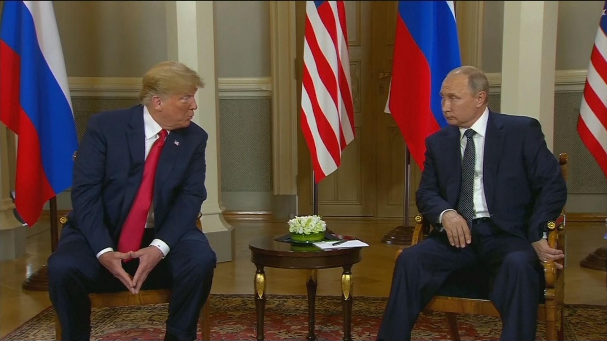 Il Cremlino: "Trump capisce le responsabilità della Nato, Kiev isterica"