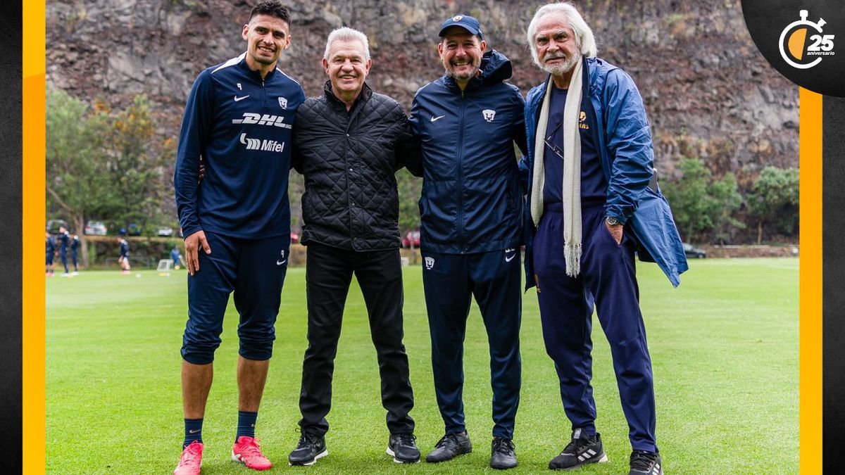 Visita Javier Aguirre entrenamiento de Pumas en Cantera