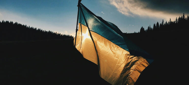 Capitulator-In-Chief: Trump Sells Ukraine Down the River