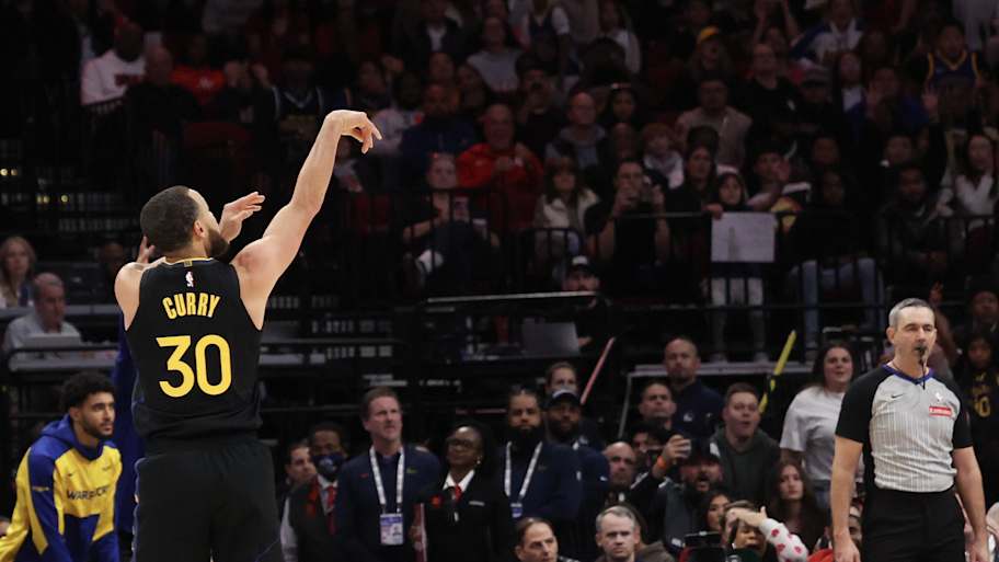 Who are the best, worst 3-point shooting teams in NBA history?